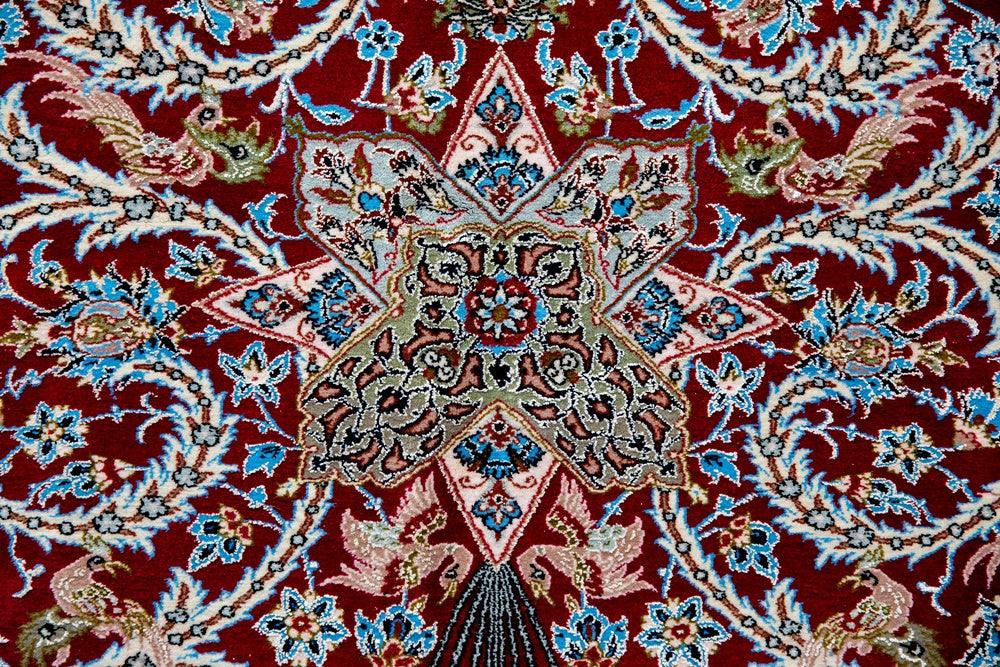 Buy Isfahan Rugs Online | Persian Carpet Gallery